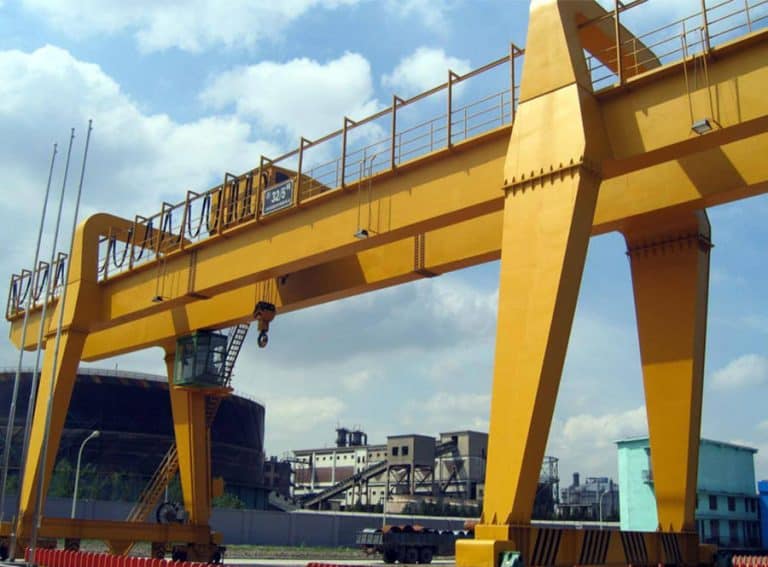 Large Gantry Cranes: Powerhouses of Heavy Lifting-Henan Seven Industry Co., Ltd