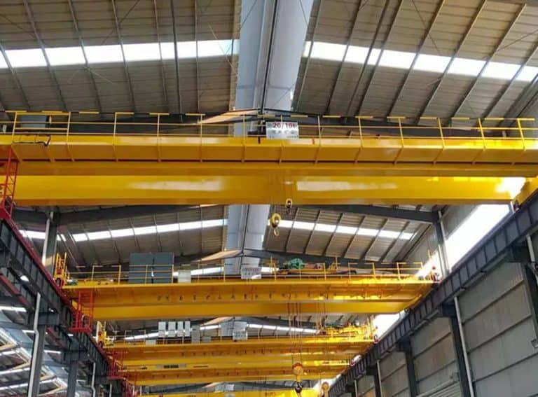 Classification and uses of bridge cranes