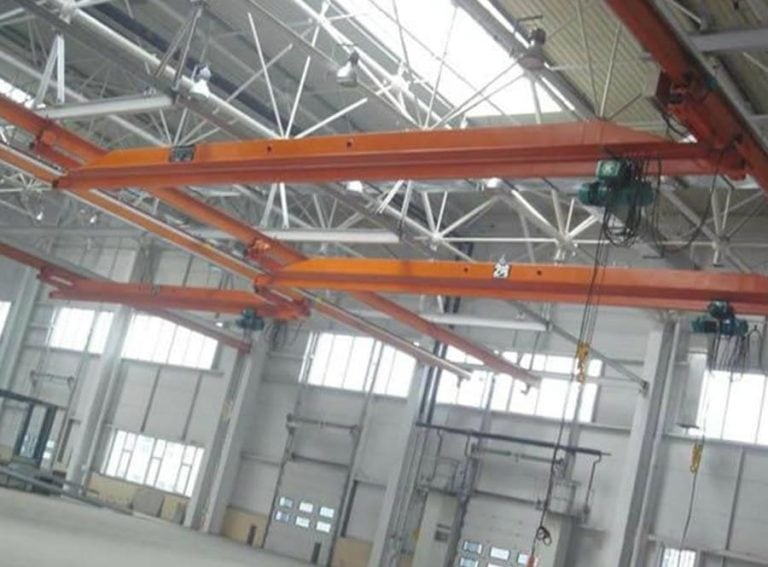 What are underhung cranes?