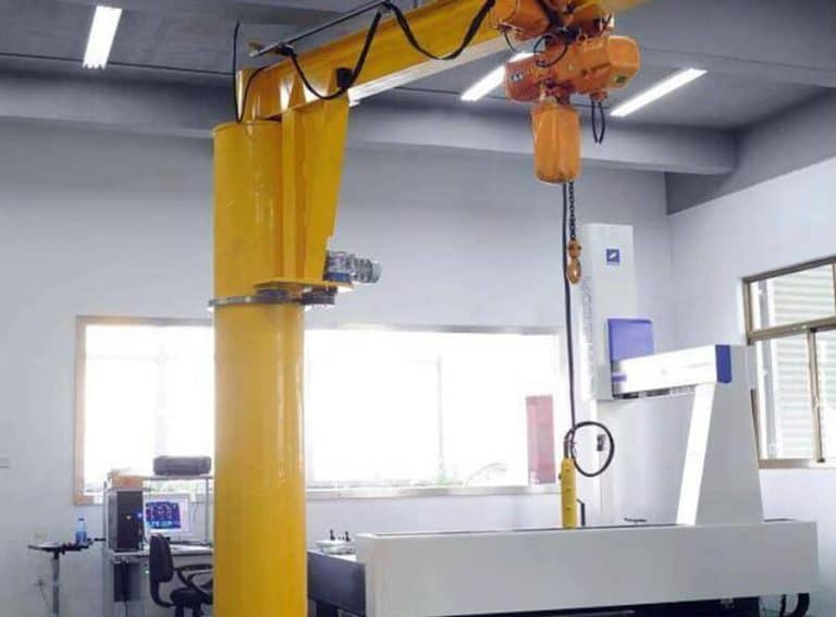 How to choose a cantilever crane? You will understand after reading ...