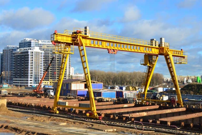 How to Install A Large Gantry Crane Safely | SEVENCRANE